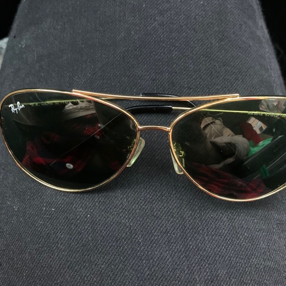 Ray-Ban | Accessories | Ray Ban Gold Frame Classic Aviators | Poshmark